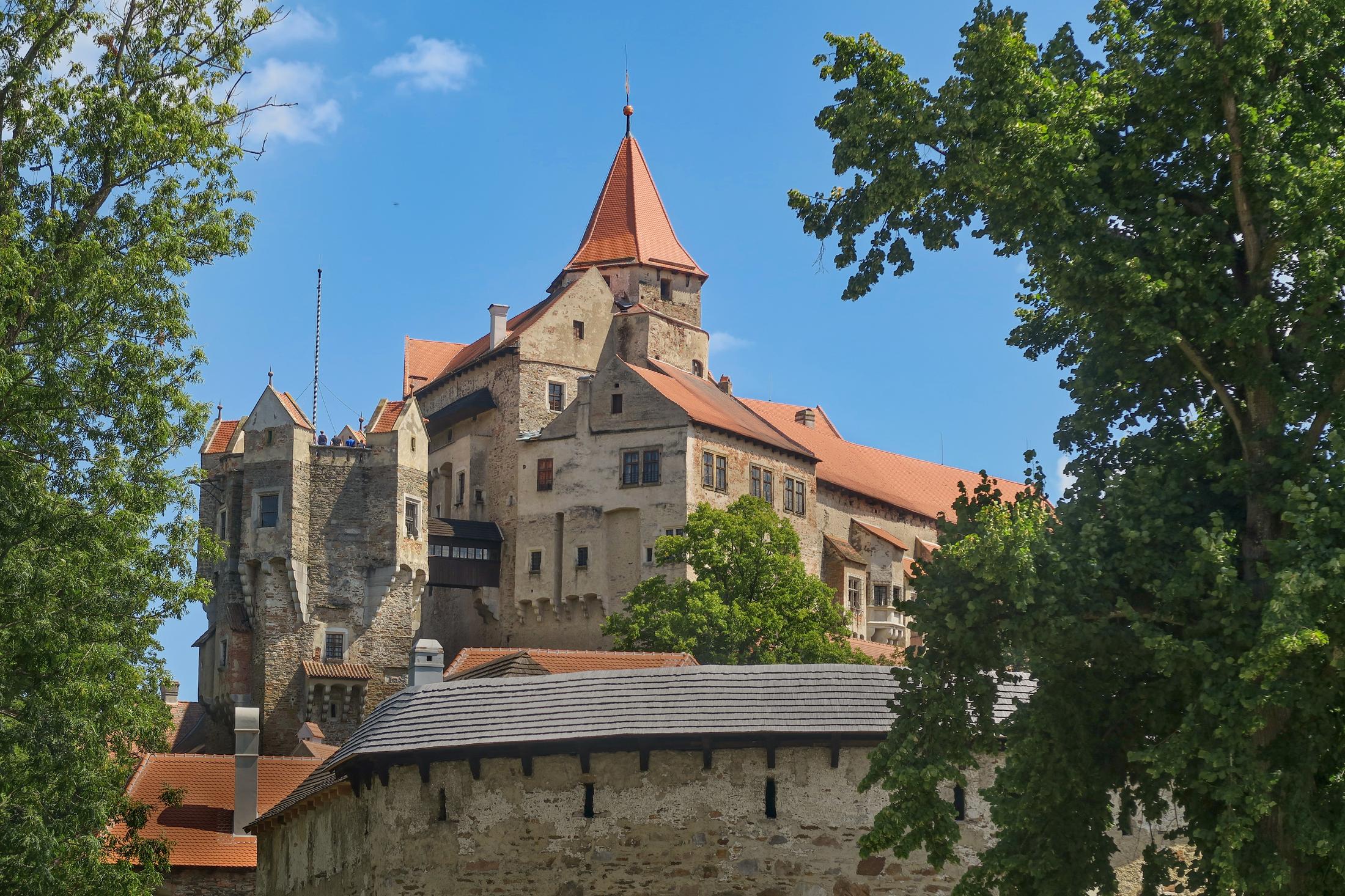 hrad pernštejn – Seznam.cz